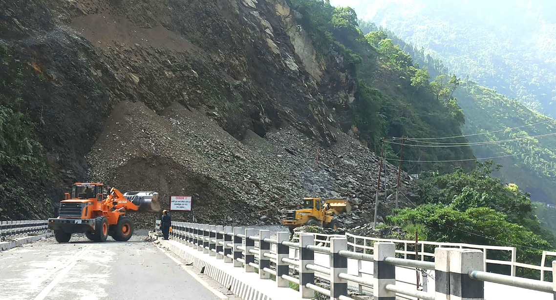 Muglin–Narayangadh Road Blocked for 36 Hours Due to Landslide - Khabar ...